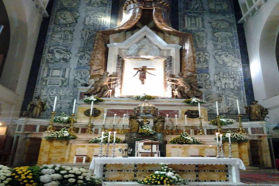 Santuario di Santa Maria di Montevergine - Vaticano.com